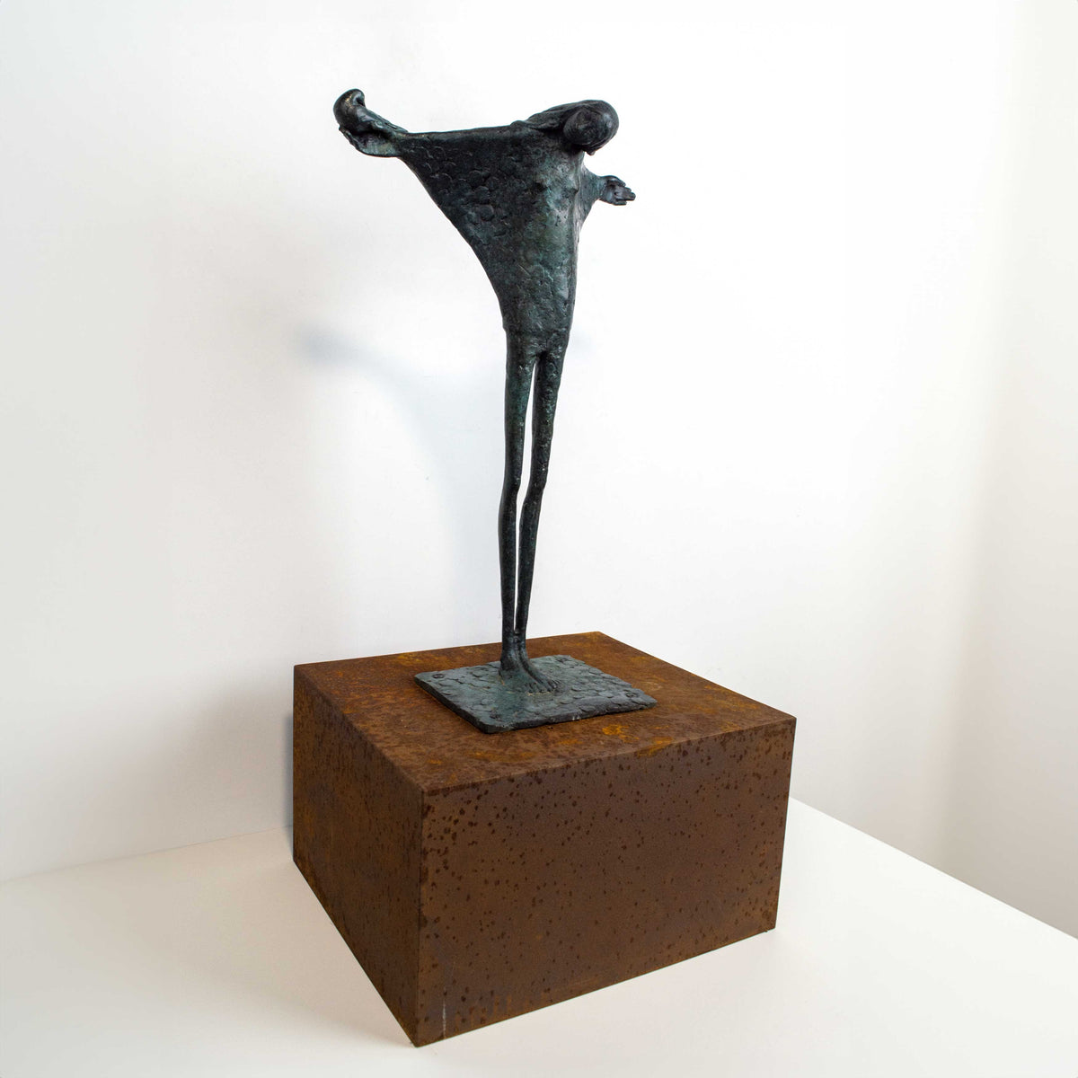 The Weight of Things – NZ Artbroker